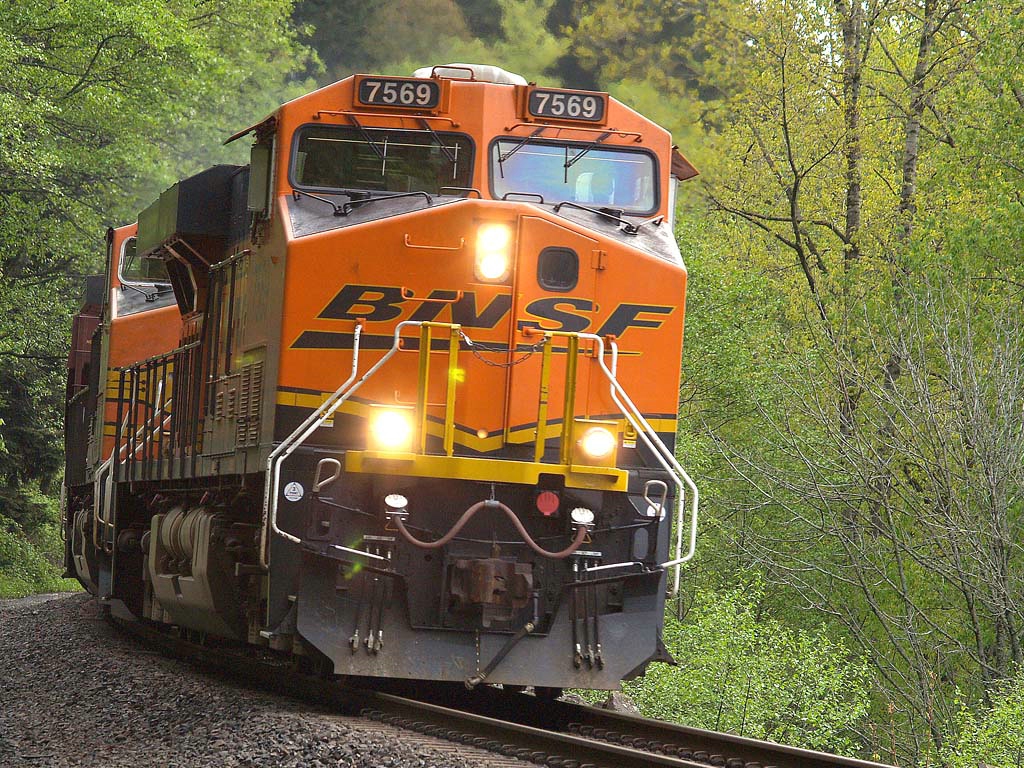 BNSF 7569